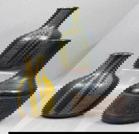 3 Ben Bieri (wa) Studio Pottery Bottle Vases