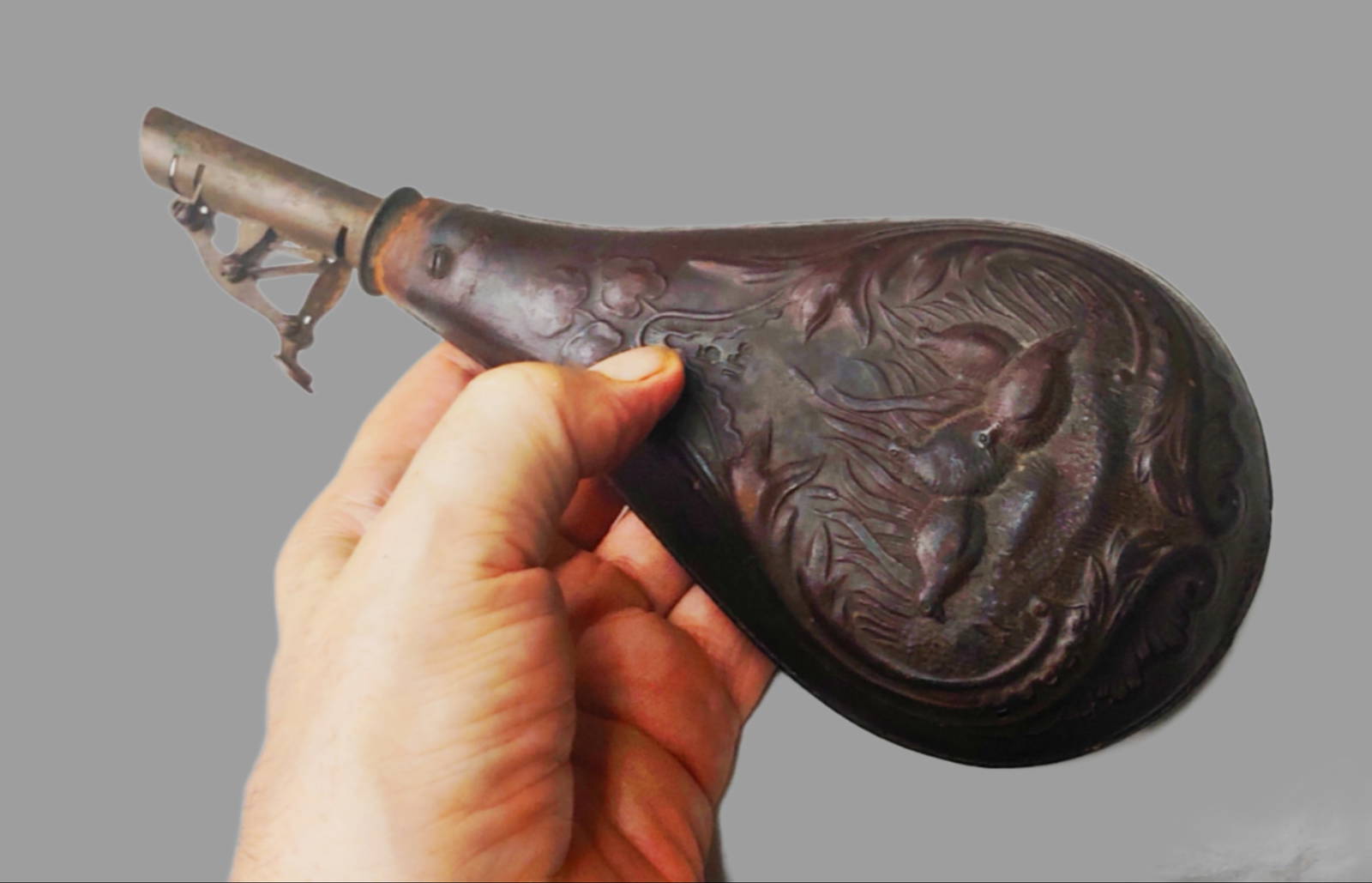 1860s Embossed Leather Shotgun Shot Flask Auction