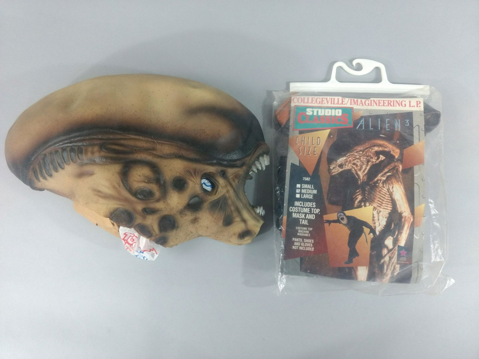 Alien 3 Childs Costume W/ Latex Alien Mask