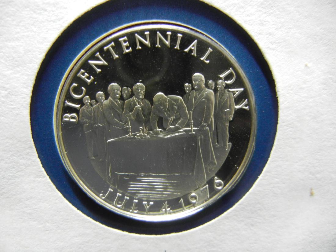 The Official Bicentennial Day Commemorative Medal