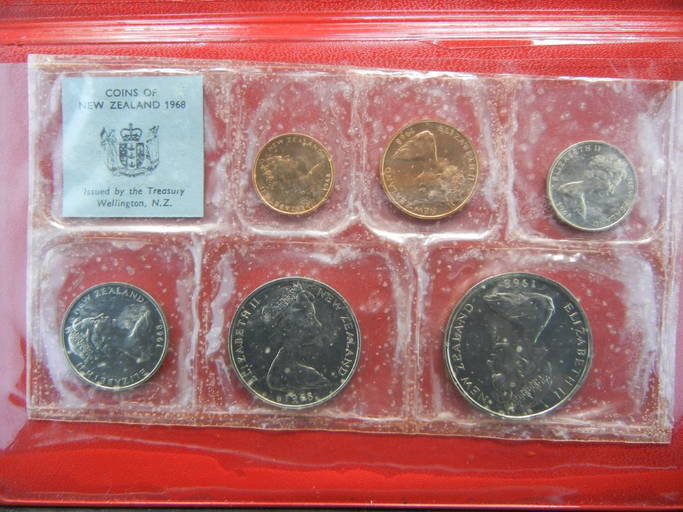 1968 New Zealand Mint Set Issued By The Treasury,