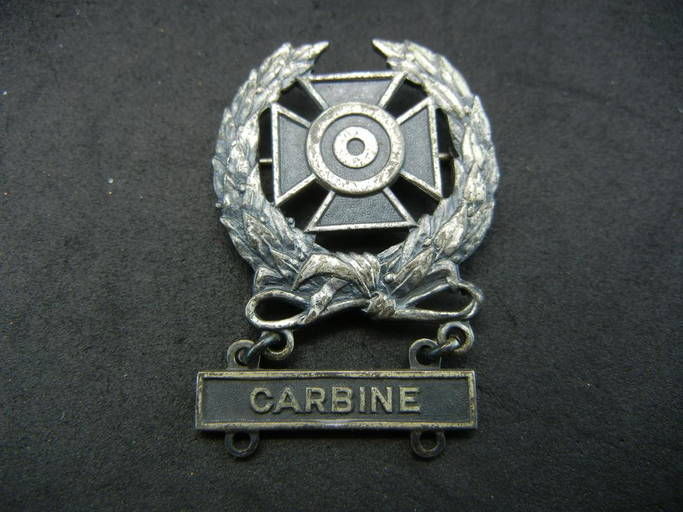 Sterling Wwii Marksmanship Badge. Carbine.