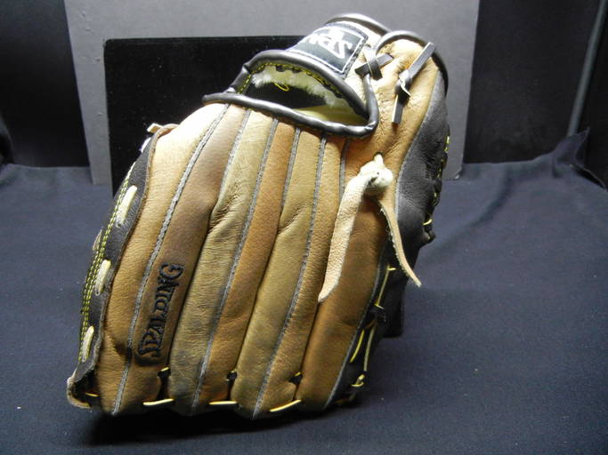 Spalding Leather Baseball Glove