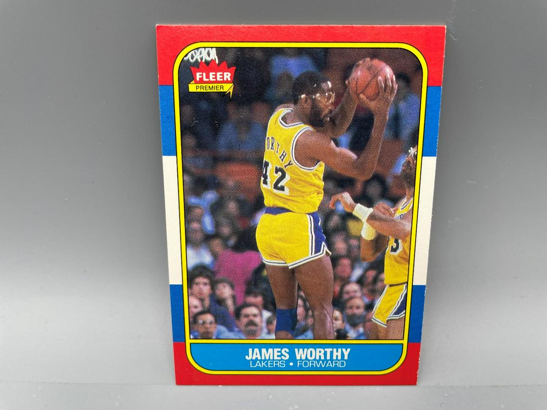 1986 Fleer James Worthy #131 Rookie Hof