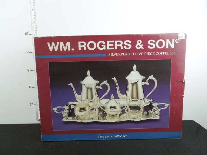 Nib W. M. Rogers & Son Silverplate Five Piece Coffee