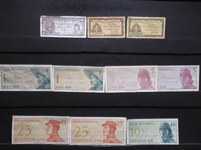 10 Indonesian And South East Asia Currency Notes
