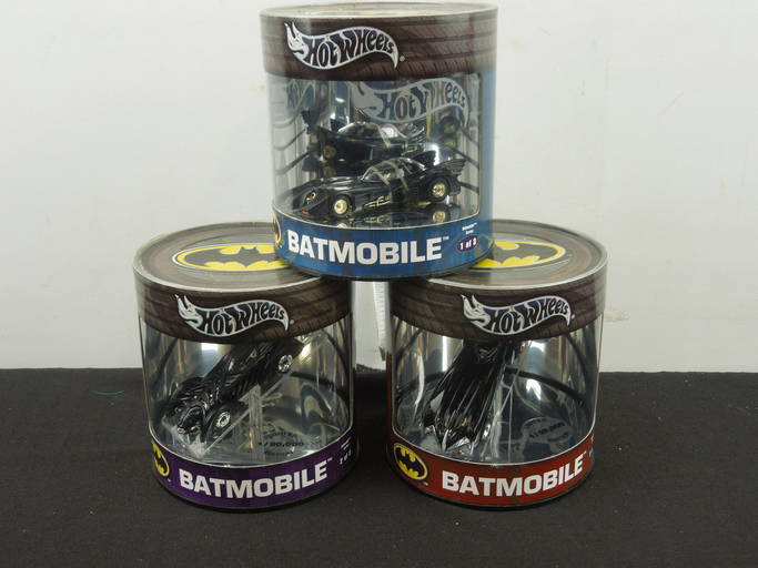 Complete Set 2004 Batmobile Limited Edition Series in Oil Can Package ...