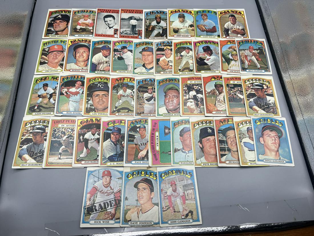 Lot Of (42) 1972 Topps Baseball Cards W/ Some Stars, Many Semi High ...