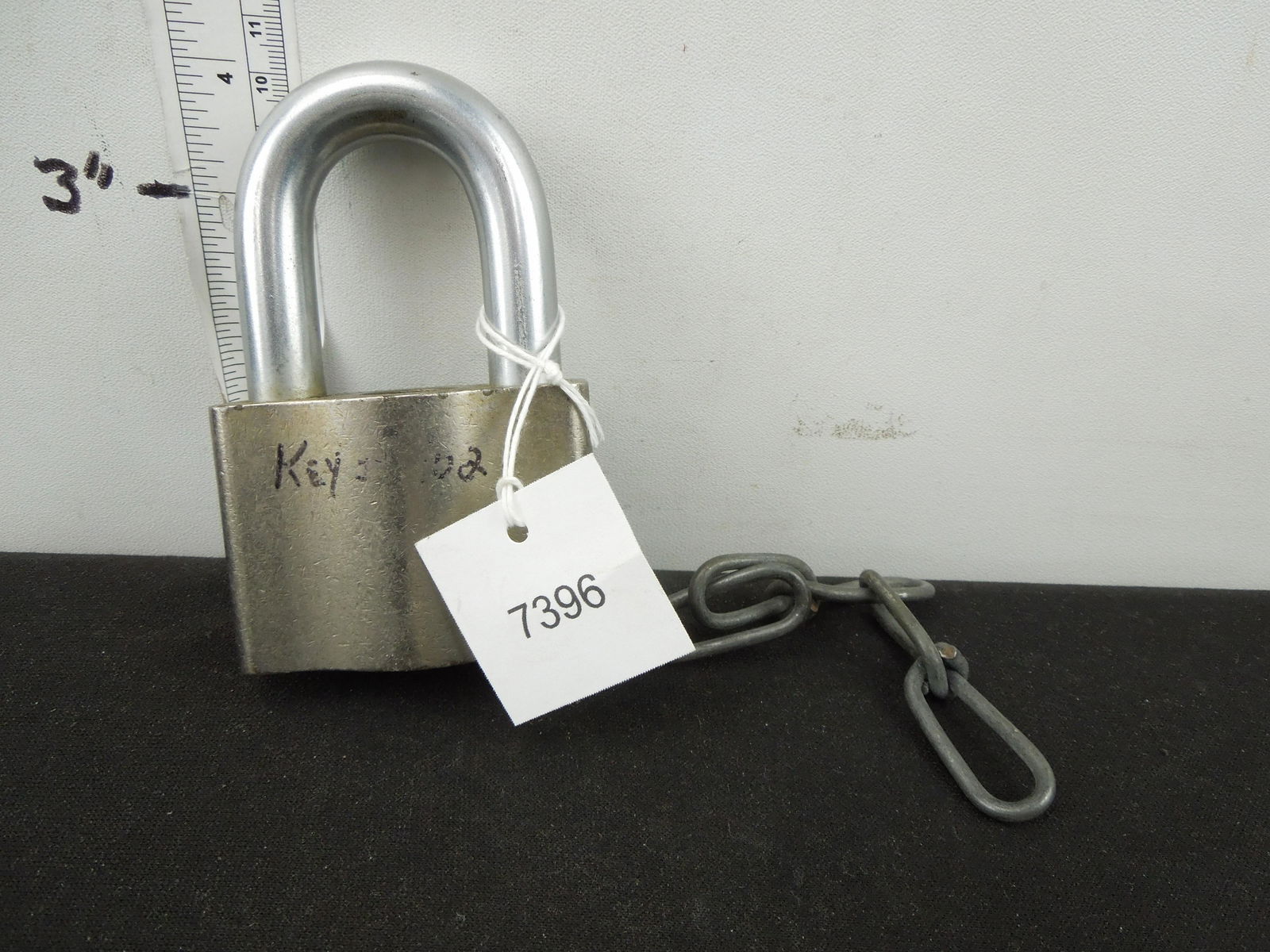Padlock Un Marked Sargent And Greenleaf Padlock Opens With 102 Key