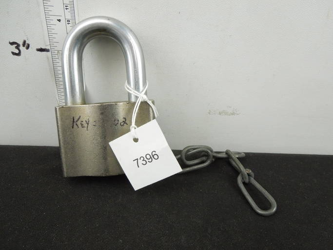 Padlock Un Marked Sargent And Greenleaf Padlock Opens With 102 Key
