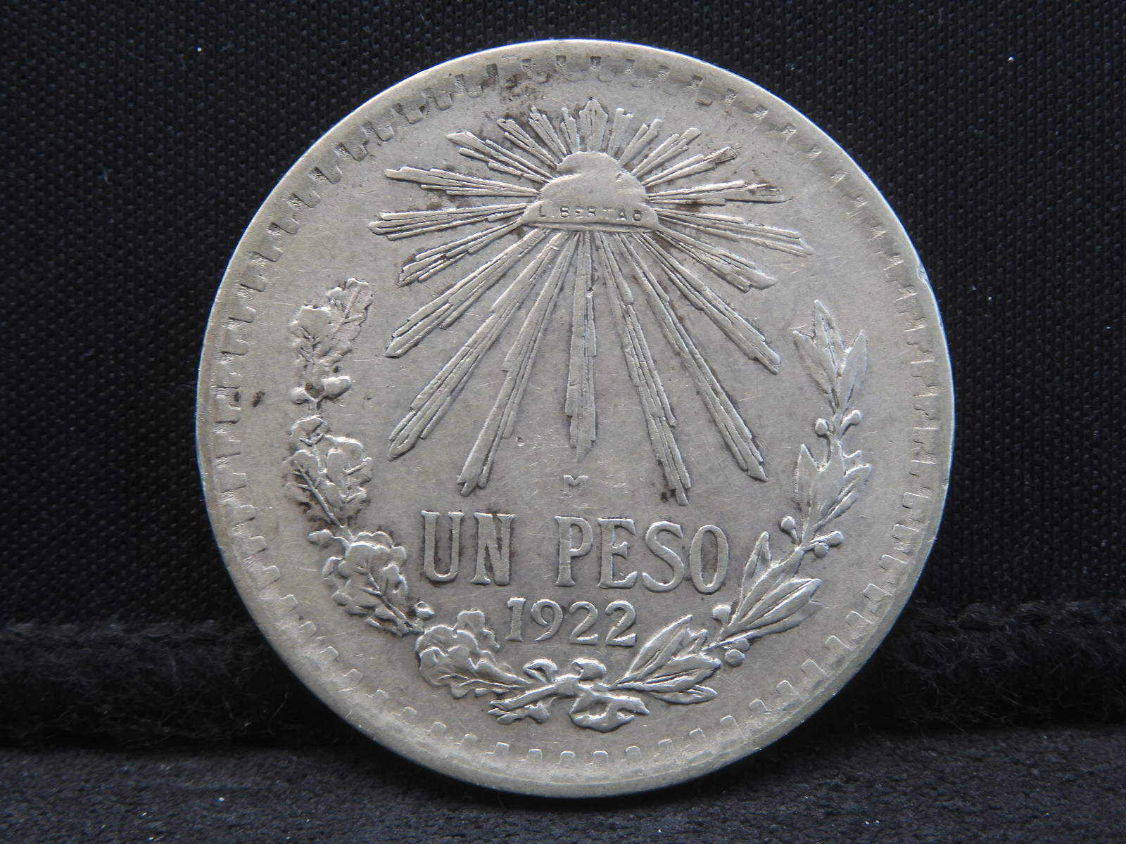 1922 Mexico Silver Peso. (.720). Choice Au. Great Toning. Auction