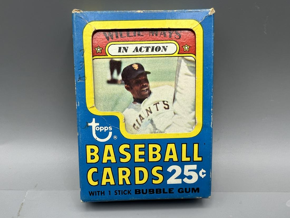 1972 Topps Cello Baseball Box (30) Cards With Willie Mays On Top Auction