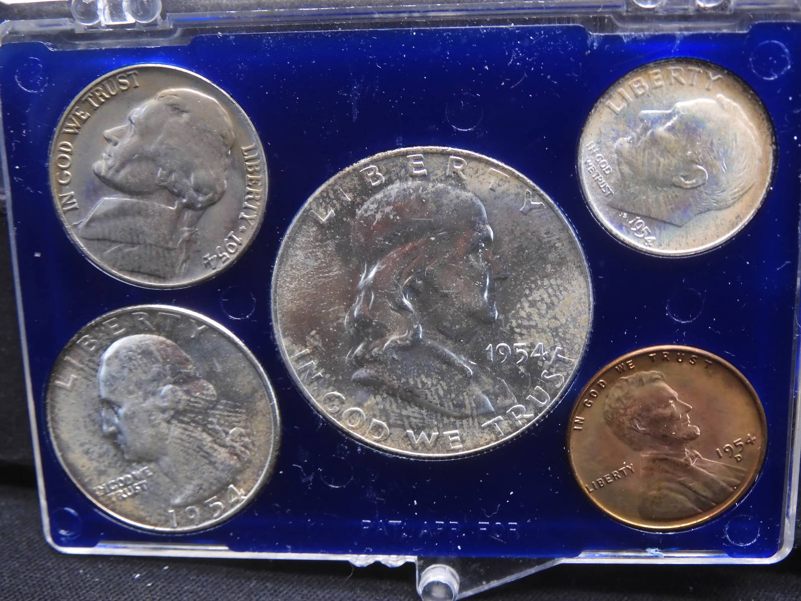 1954-d Ch Bu Year Set, In Plastic Snap Shut Case. Auction