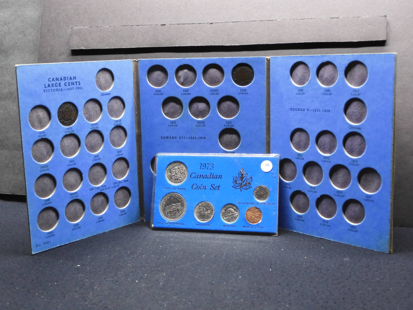1973 Canadian Coin Set From 1 Cent To $1, Plus Canadian Large Cent Book ...