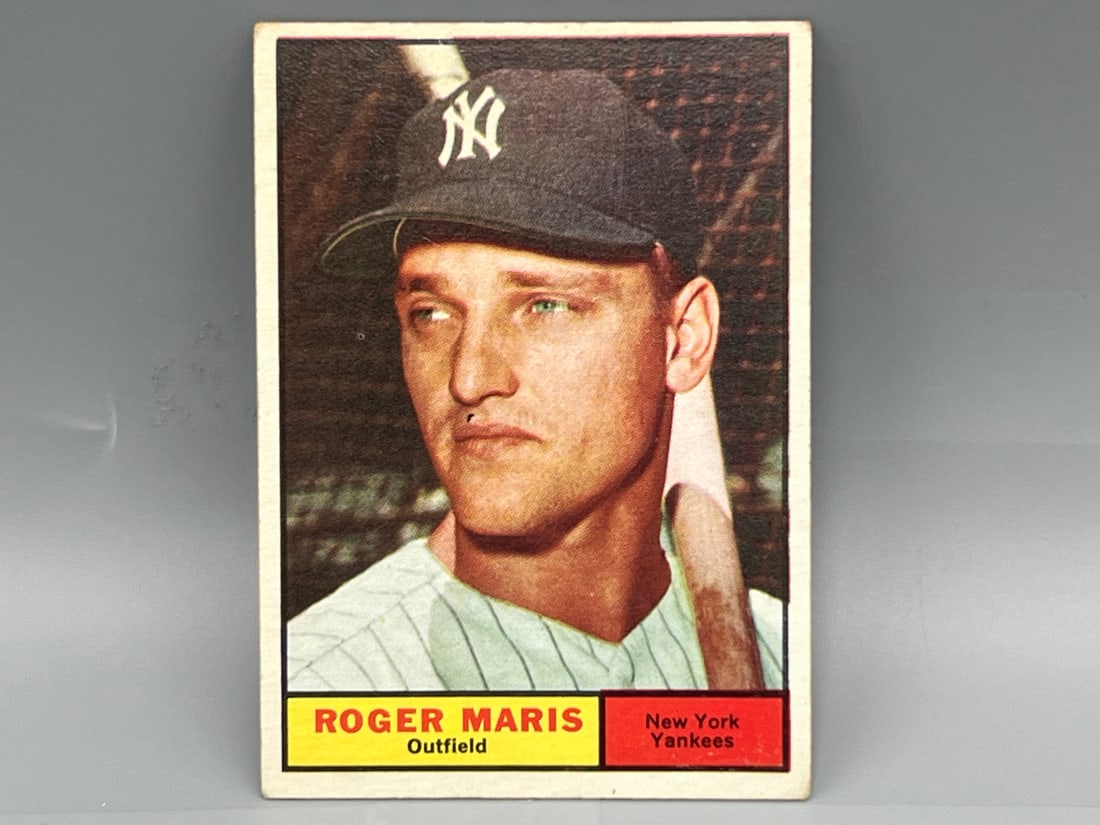 1961 Topps Roger Maris #2 Auction