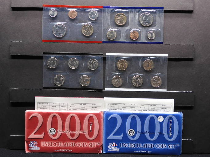 2000 P & D Us Unc Mint Set