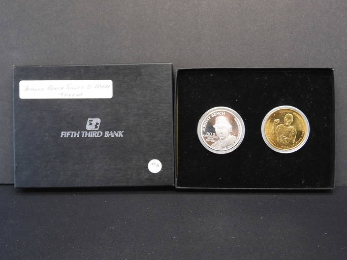 Johnny Bench Silver And Bronze Tokens