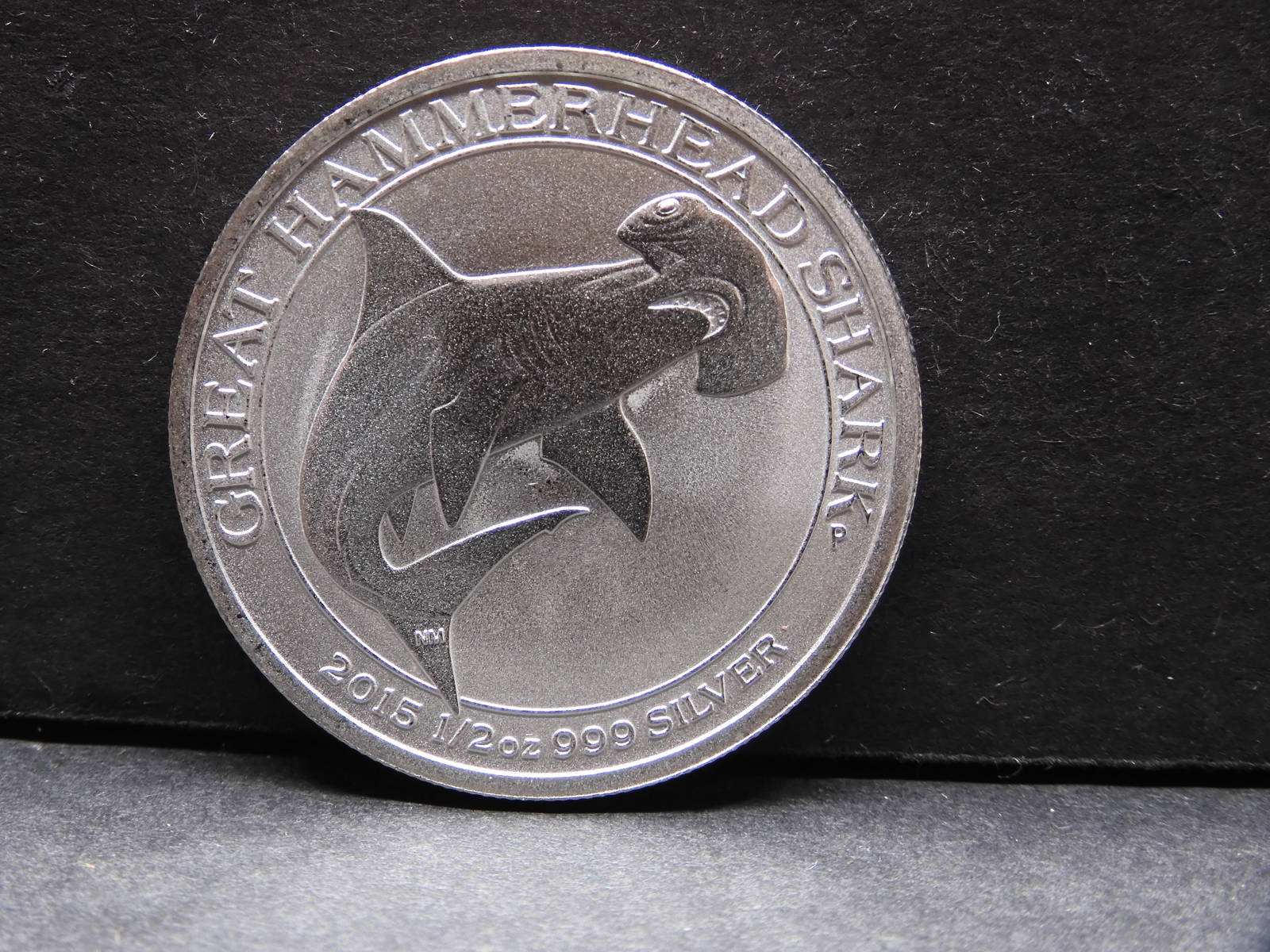 1/2 Oz. .999 Silver Great Hammerhead Shark - Australian 50 Cents ...