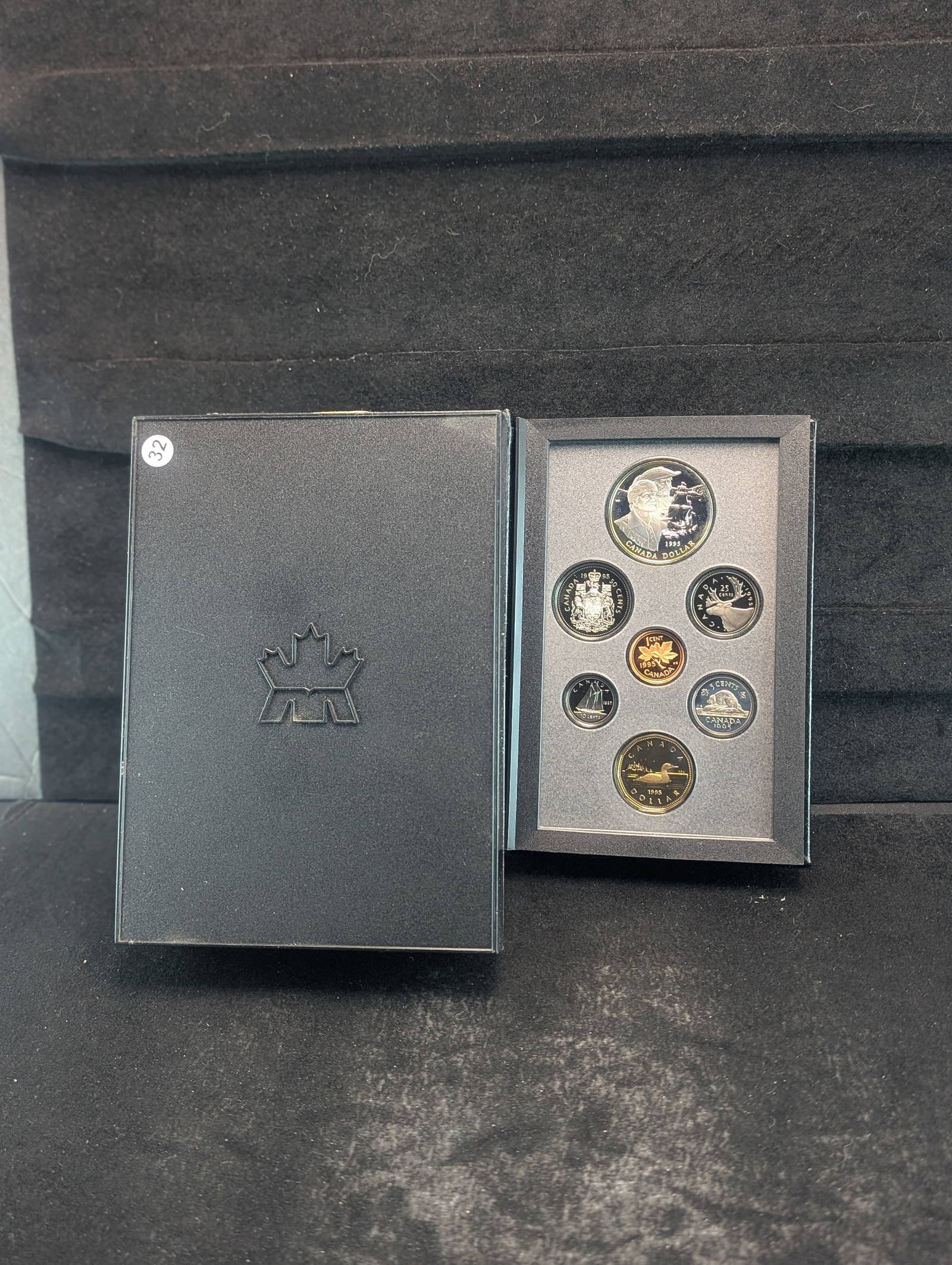 1995 Royal Canadian Mint Proof Set With 92.5% Sterling Silver Dollar ...