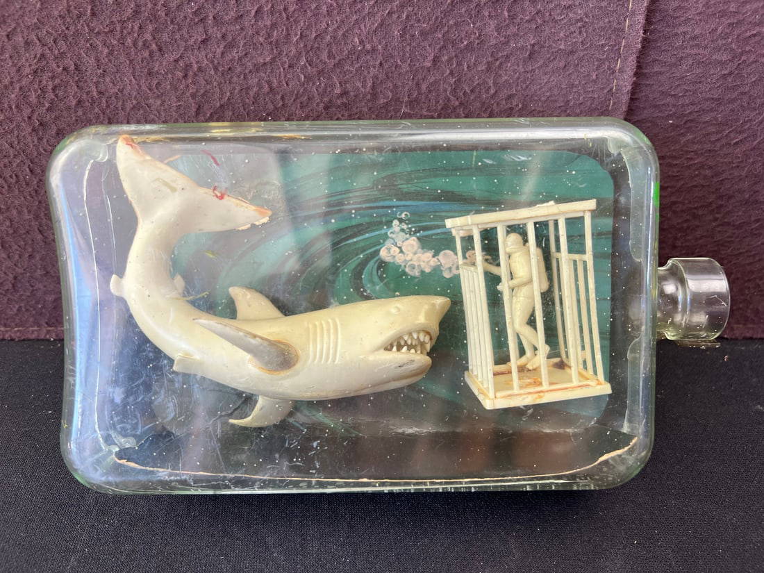 1975 Addar Jaws Super Scene In A Bottle Model Kit Auction