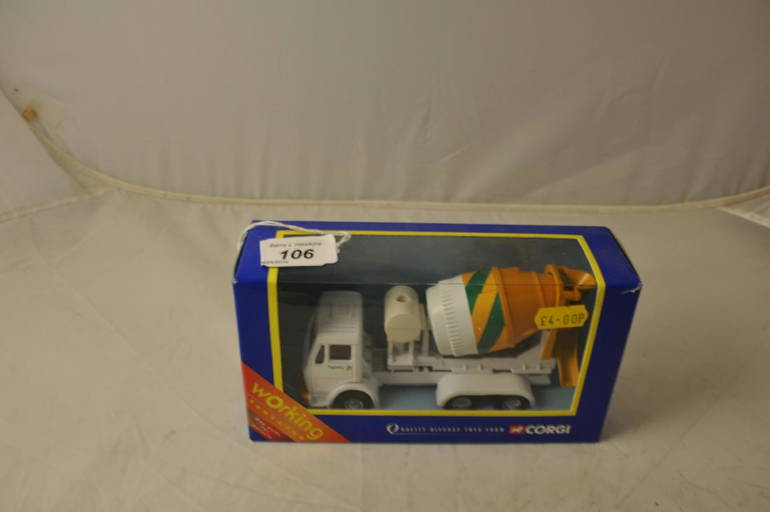 Corgi Model 58502 Cement Mixer Top Mix With Box