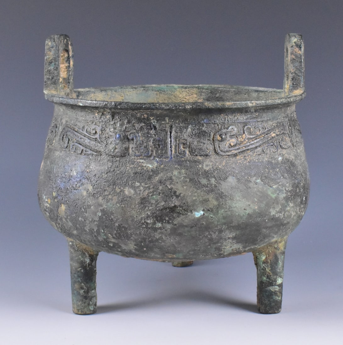 Buy Chinese Bronze Ritual Vessel"ding", Shang Dynasty | Tenmoku ...