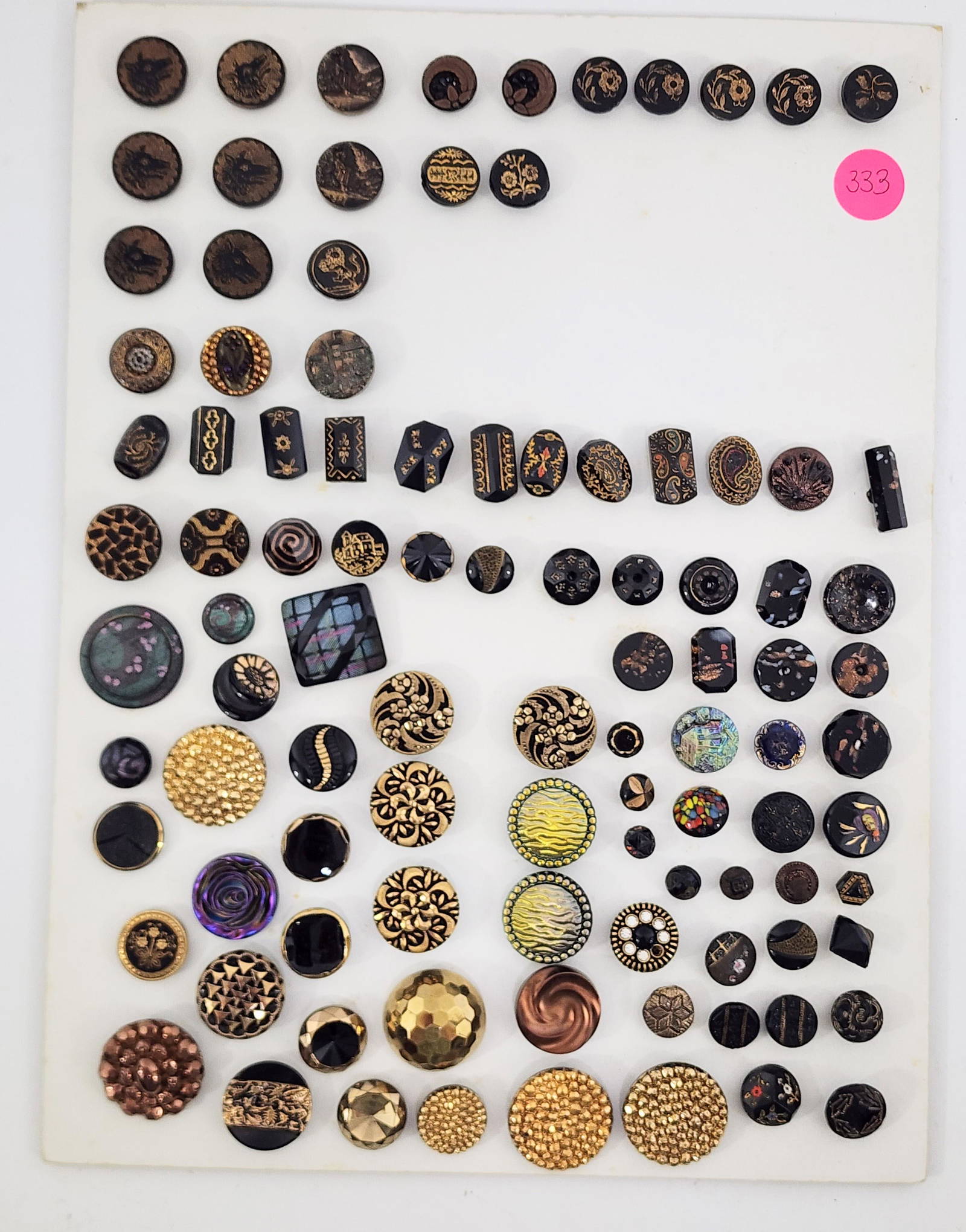 GROUP OF VICTORIAN AND EDWARDIAN BUTTONS (#0333) on Apr 26, 2023 | The ...