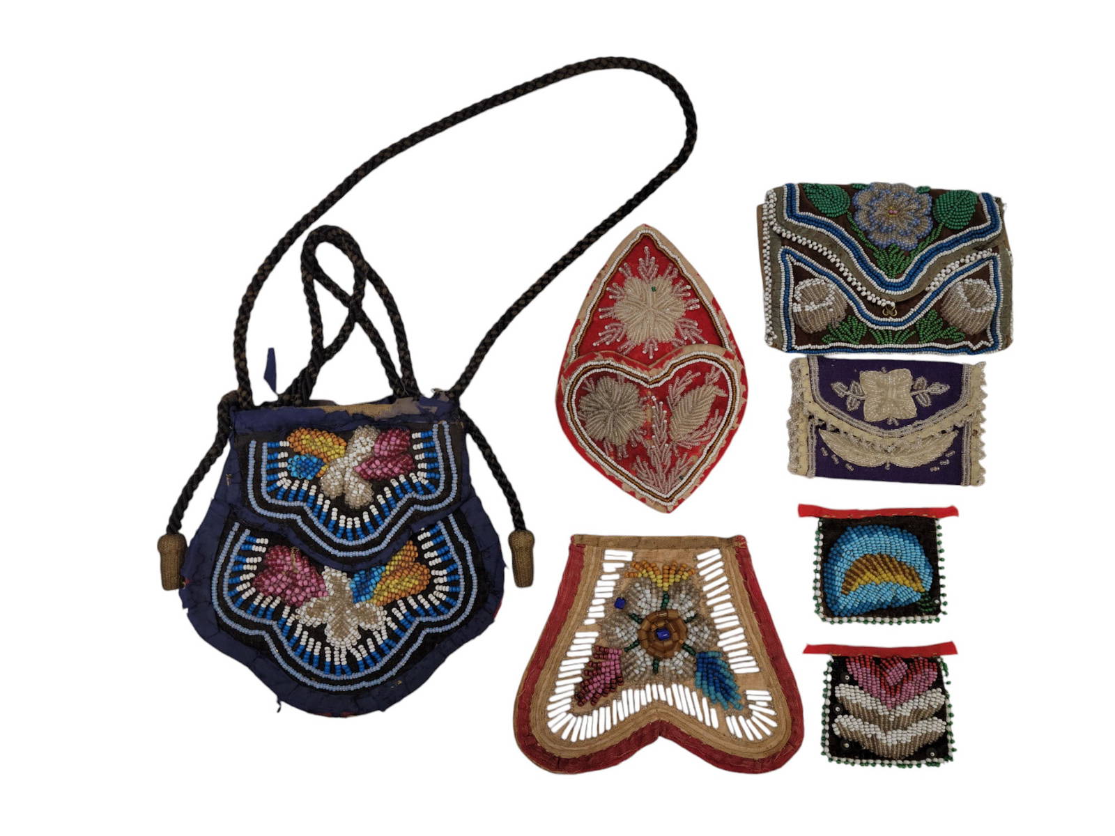 Seven Pieces Of Haudenosaunee (iroquois) Beadwork Auction