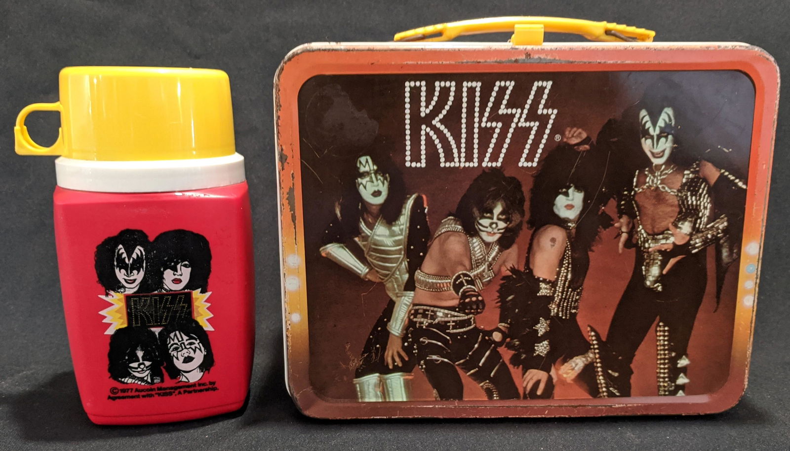 1977 KISS LUNCH BOX - Apr 01, 2015 | Soulis Auctions in MO