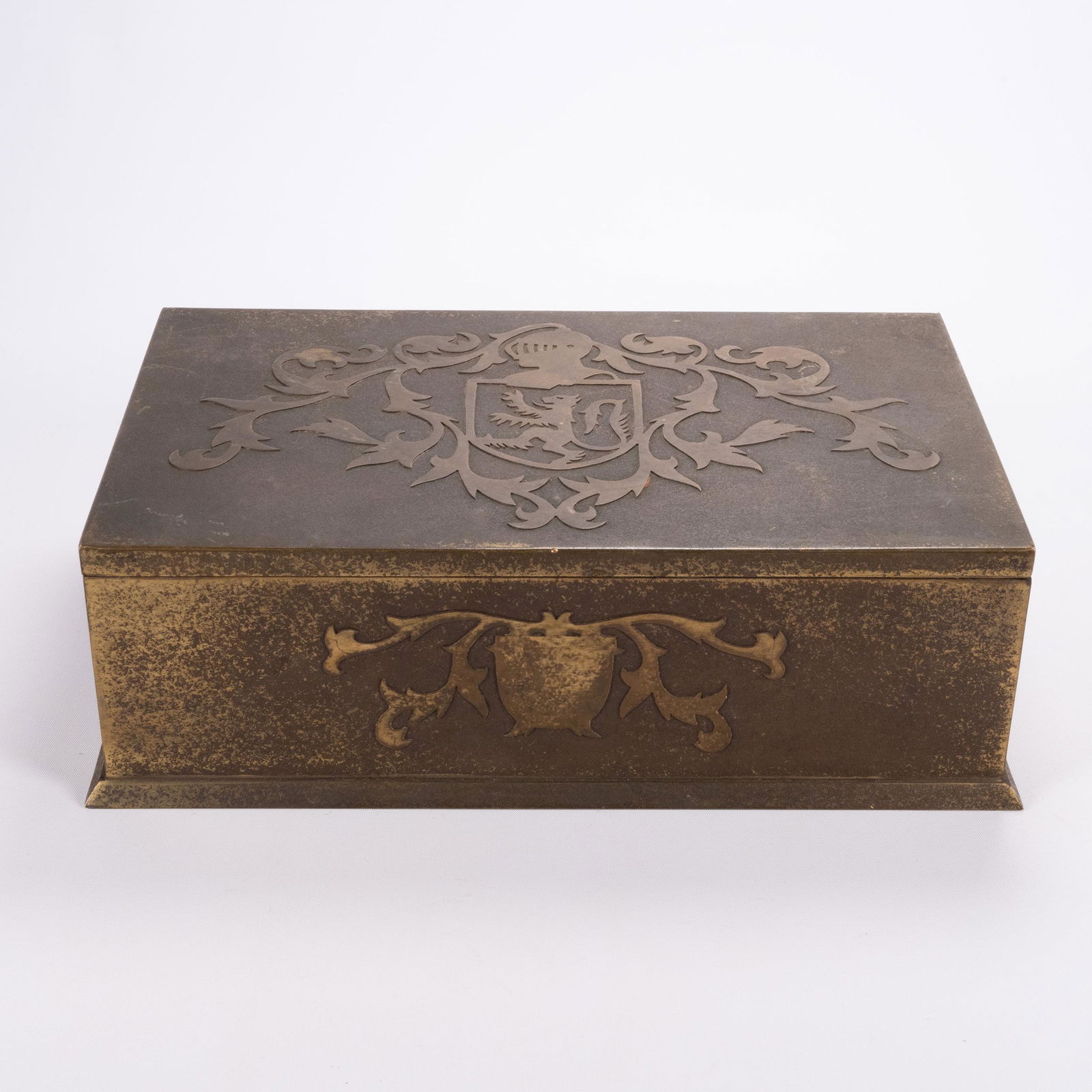 Silvercrest Bronze Lion Knight Cigar Humidor