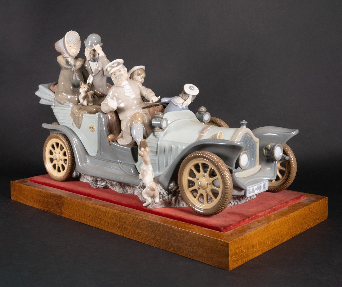 Large Lladro Family Rally Sculpture 01001146 Rare