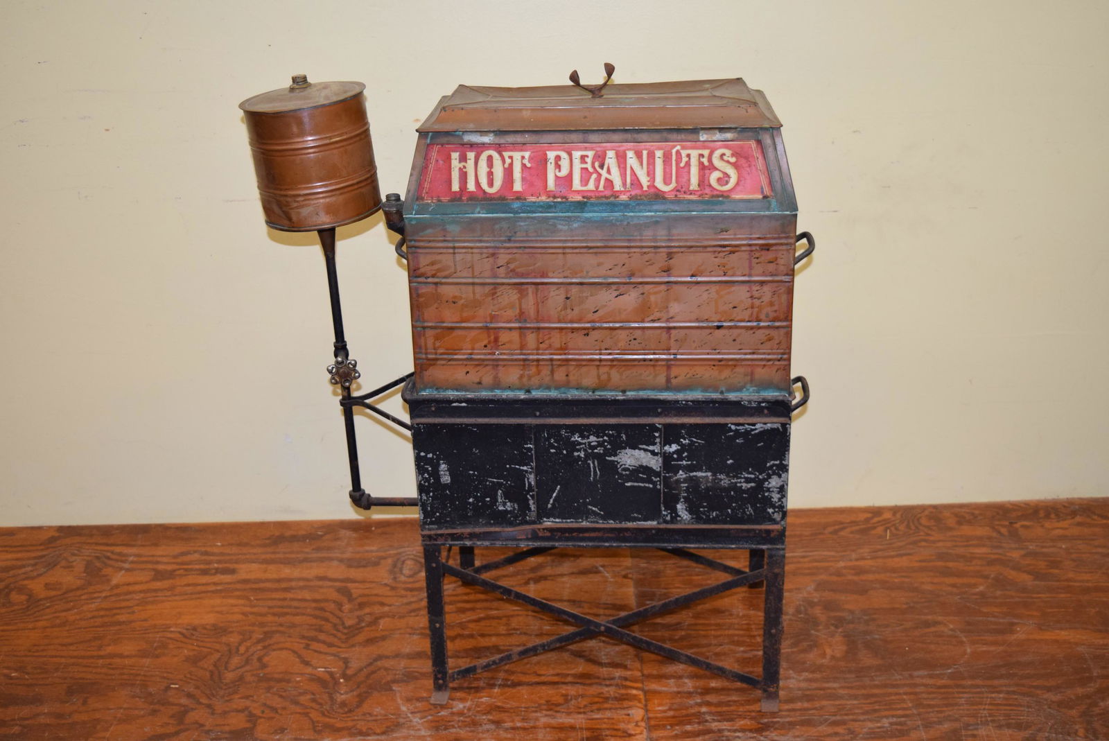 Vintage Copper Peanuts Machines - Mar 14, 2021 | Paul Arsenault ...