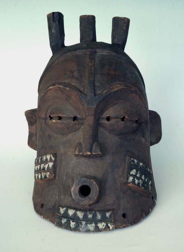 35: AFRICAN MASK - BIOMBO TRIBE - Nov 17, 2006 | Seattle Auction House ...