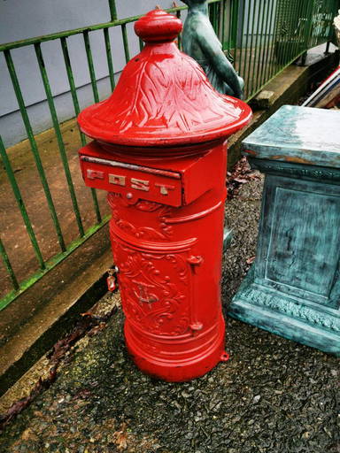 Cast iron pillar post box. - Jan 26, 2021 | Victor Mee Auctions in Ireland