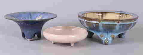 A Ruskin Pottery high fired footed bowl, in a flambe - Apr 29, 2015 ...