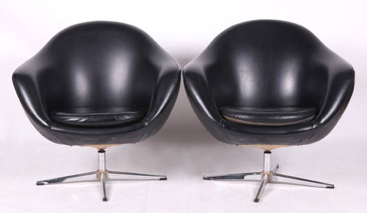 Overman Pod White Vinyl Swivel Chair