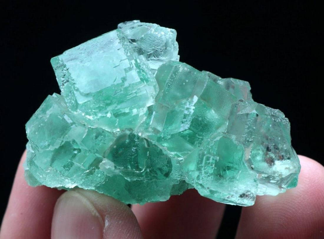44.4g Natura Ladder Like Green Cube Fluorite Mineral Specimen Auction