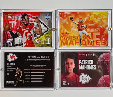 Lot Of 2 Patrick Mahomes Football Rookie Cards