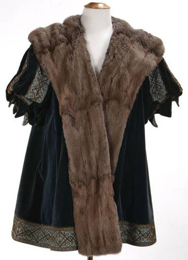 "The Prince and the Pauper" Costumes - Mar 15, 2008 | Guernsey's in NY