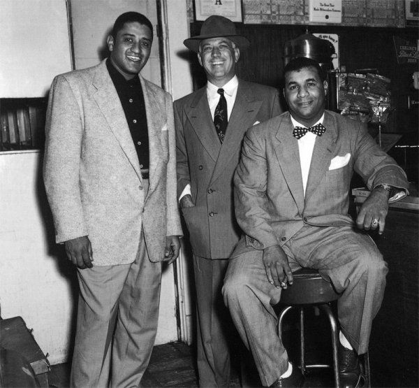 164A: Don Newcombe, Lou Chiozza, and Roy Campanella at