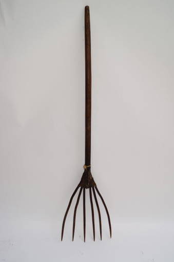 Wooden Pitch Fork - Jul 15, 2013 | Guernsey's in PA