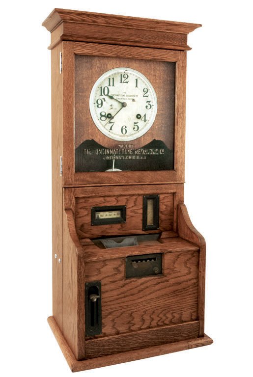 KEY WOUND CLOCK, C. 1914