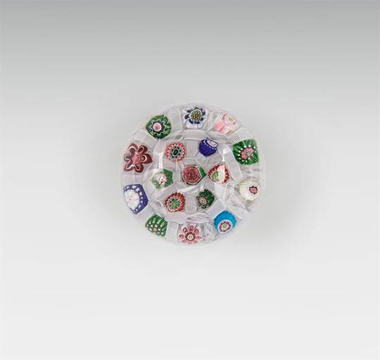 Paperweight (#1321) on Jun 29, 2022 | Auktionshaus im Kinsky in Vienna