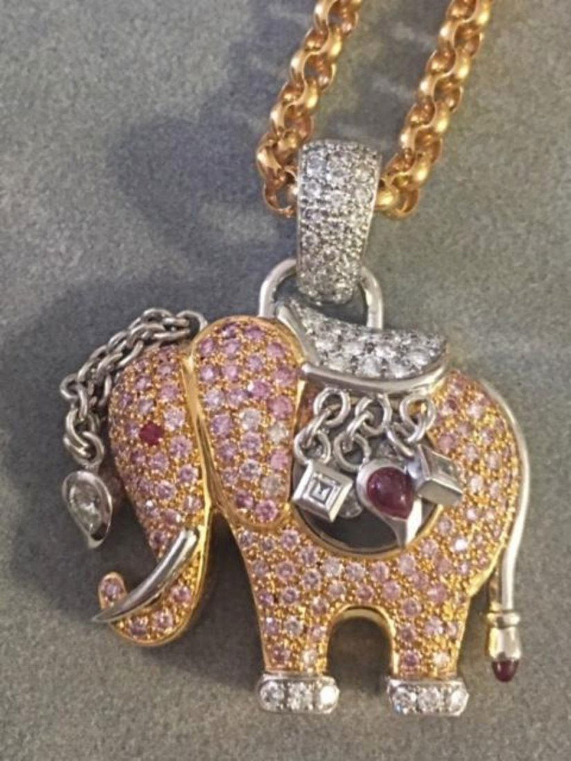 CHOPARD 18K Gold Elephant Pink Happy Diamond Pendant - Oct 26, 2019 ...