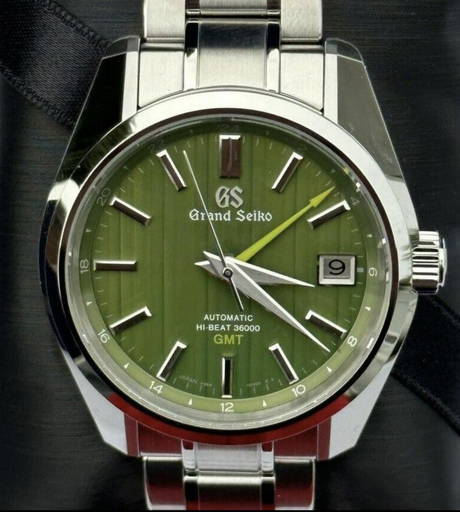 Grand Seiko Gmt Green Dial Comes With Box & Papers