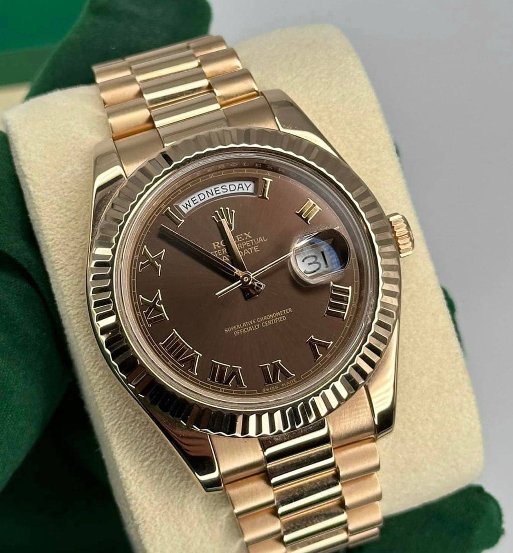 New Rolex 18k Gold Presidential Daydate Chocolate Dial Auction