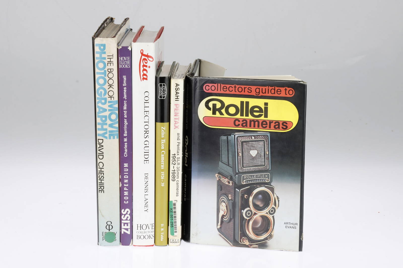 A Leica Collectors Guide And Other Hove Camera Marque Books Auction