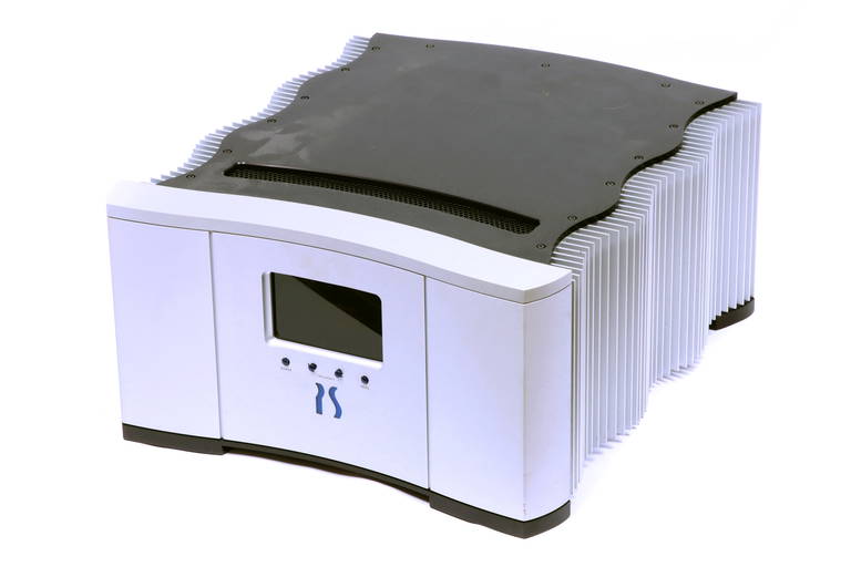 A Ps Audio P600 Multiwave Hifi Power Plant Ac Regenerator