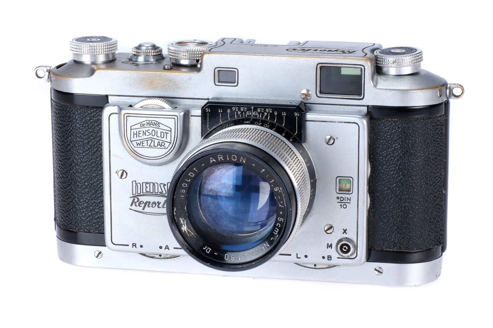 A Hensoldt Henso Reporter Rangefinder Camera, Auction