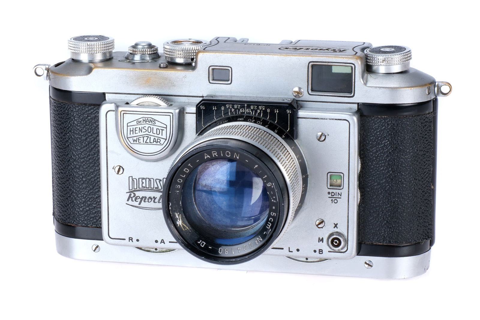 A Hensoldt Henso Reporter Rangefinder Camera, Auction